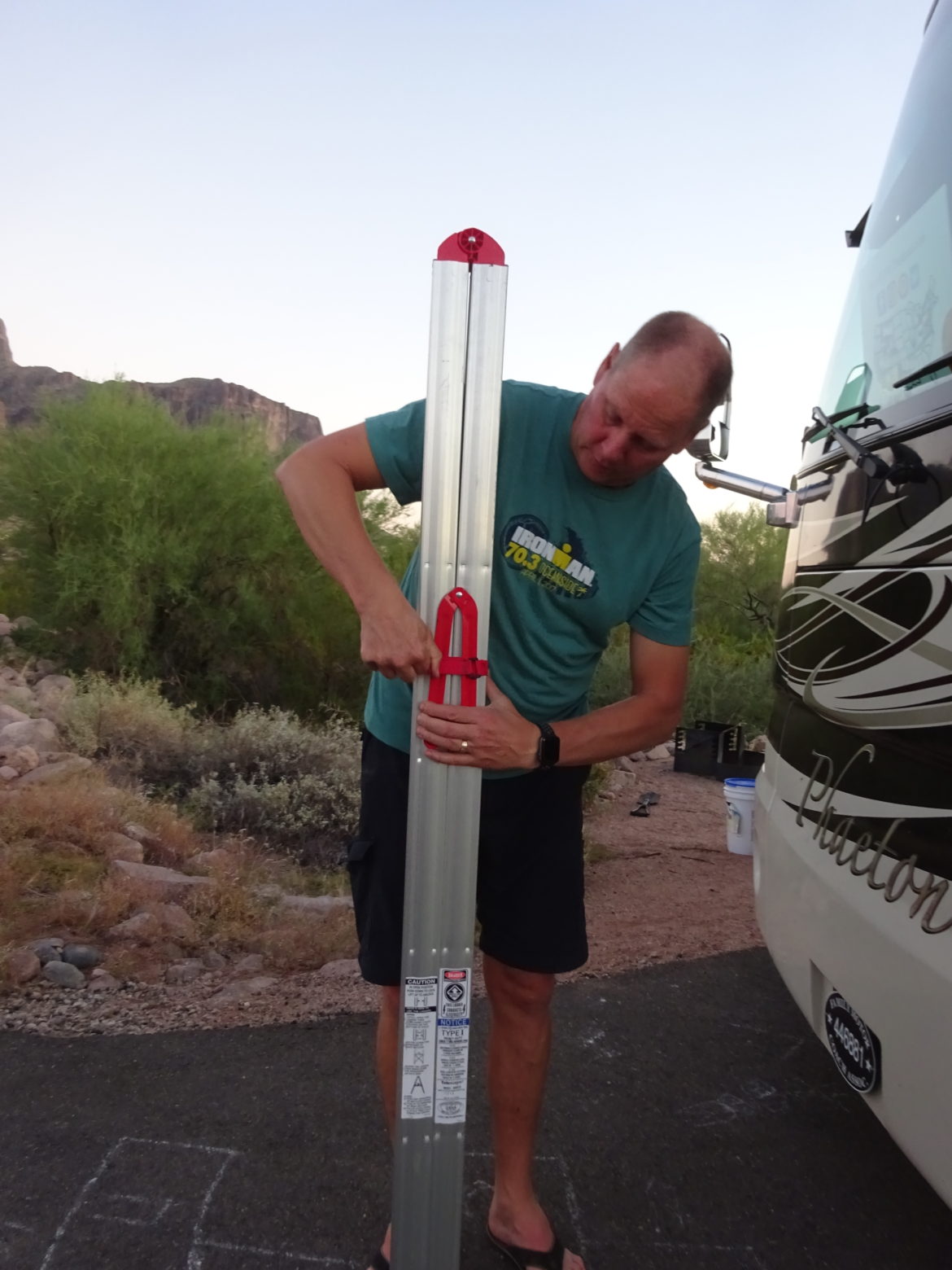 Magic Folding Ladder – M&M Hit The Road