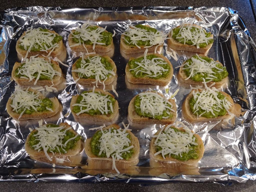 Cheesy Pesto Bread Appetizers – M&M Hit The Road