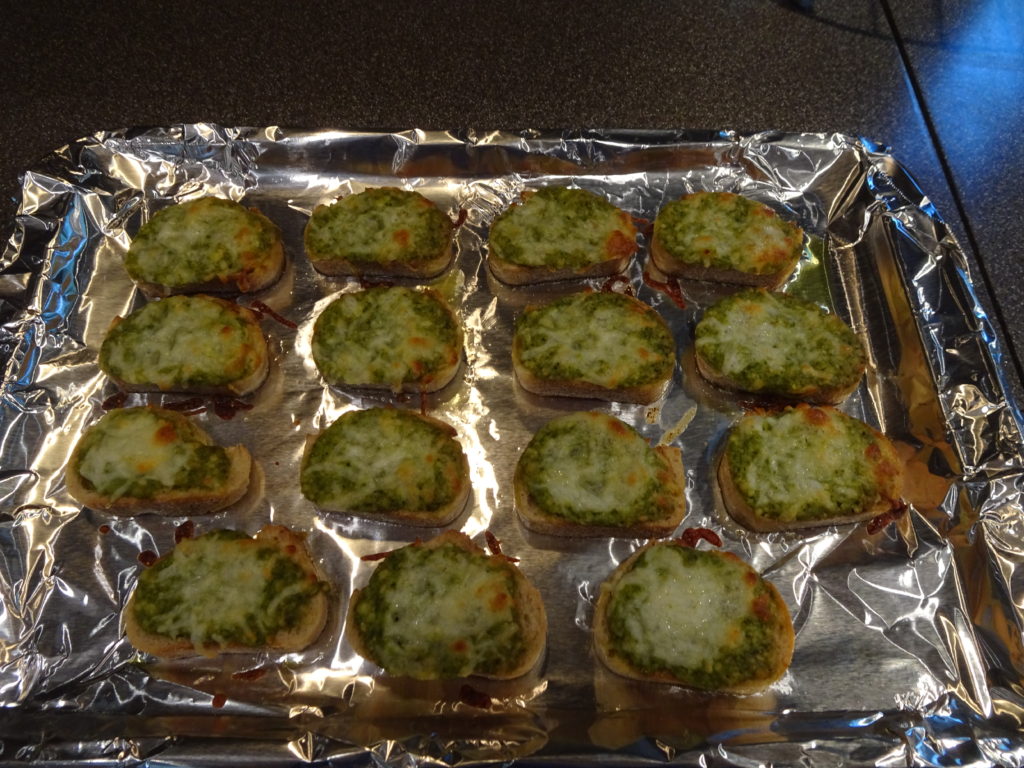 Cheesy Pesto Bread Appetizers – M&M Hit The Road