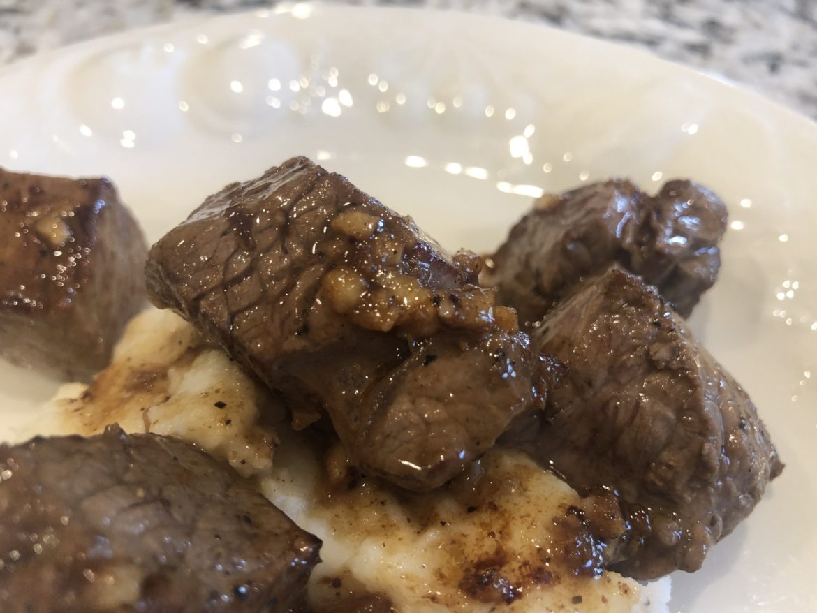 Seared Garlic Steak Bites – M&M Hit The Road