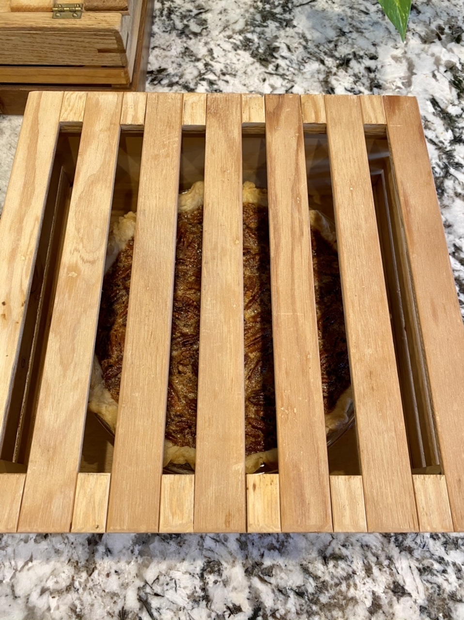 Easy Pecan Pie – M&M Hit The Road