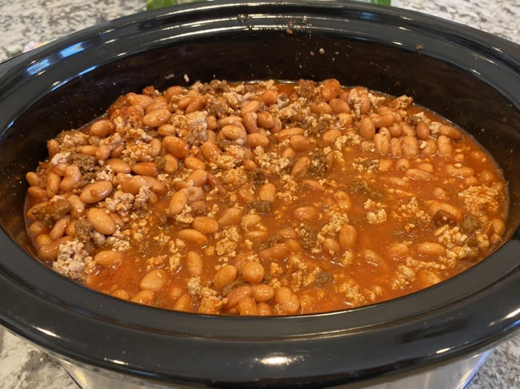 Lisa’s Fabulous Chili Beans – M&M Hit The Road